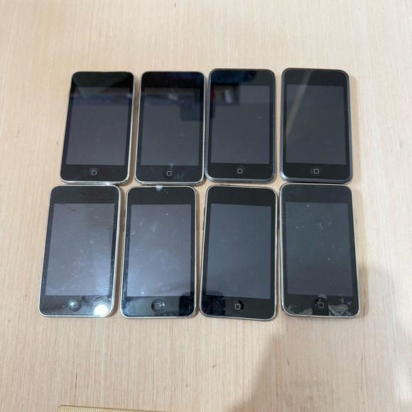 Apple | Portable Audio & Video | Lot Of 8 Apple Ipod Touch Models ...